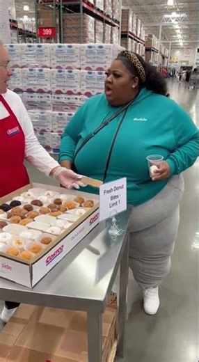 She Demanded ALL the Costco Donuts and Refused to Leave #costco #karen #freesample