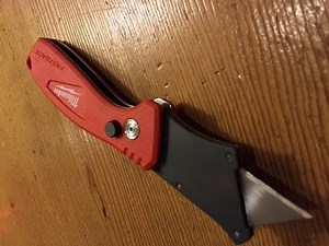 Milwaukee Fastback Compact Flip Utility Knife