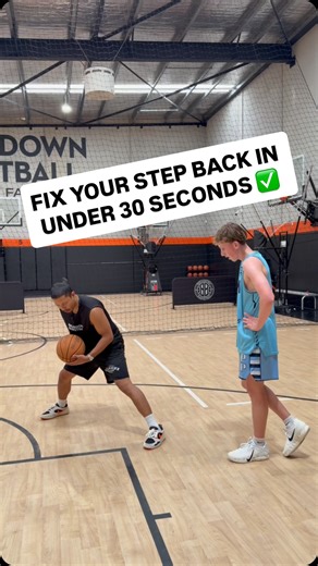 Nay Sakya • Basketball Trainer on Instagram: "30 SECOND FIX - Step Back ✅ Stop squaring up on your step back, it’s slower and you’re prone to the defence tapping the ball. Land quick, ball on opposite hip, square up in the air and knock it down 📈 #basketball #breakdownbasketball #basketballtraining #tips #stepback"