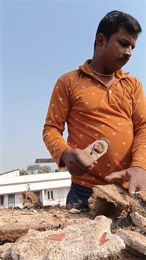 গাঁথুনির ইট ড্যাম হয়ে গেলে কি করবেন। What to do if the bricks in the masonry become damp #shorts