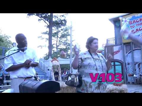 Cockroach Eating Contest at Six Flags