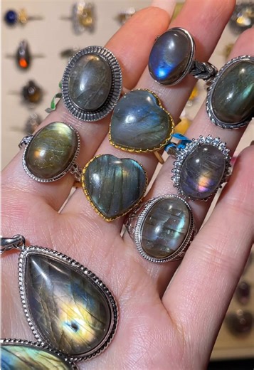 Stunning Labradorite Rings: New Jewelry Collection