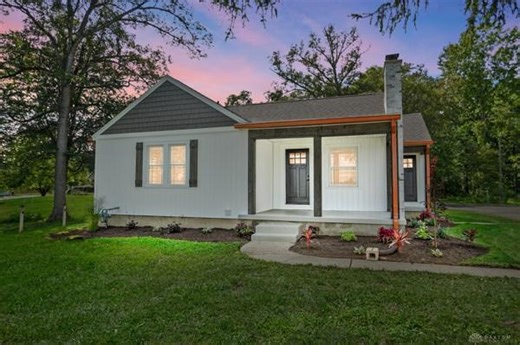 3085 Springfield Jamestown Rd, Springfield Township, OH 45505 - MLS 918253 - Coldwell Banker