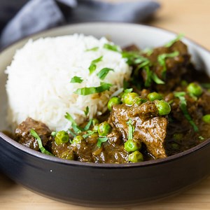 90K views · 1.2K reactions | Recipe >> https://greenhealthycooking.com/seco-de-carne/ Seco de Carne is a typical Peruvian dish but many other countries in South and Central America have adopted their own versions. A cilantro beef stew with deep flavor. | Green Healthy Cooking | Facebook