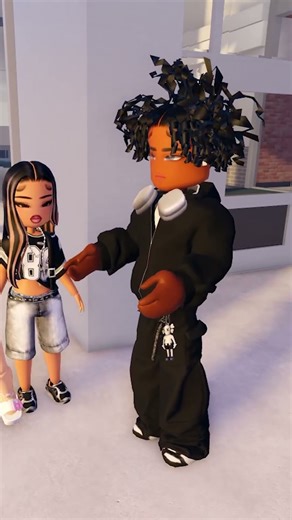ICE SPICE MEETS MY CRUSH DUKE DENNIS... 😂🤭 #roblox #baddies #berryave