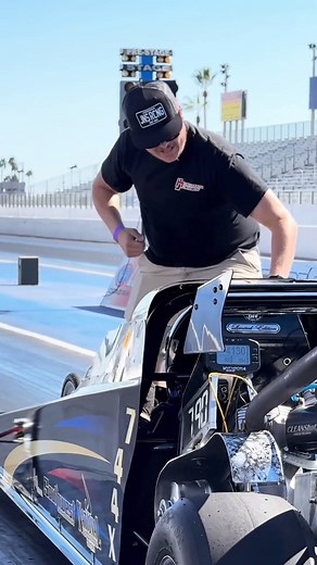 The future of motorsports right here! Awesome clip from NHRA Pacific Division Director Matthew DeYoung. https://holley-social.com/SimpsonYouthProductsFB #TeamSimpson #Simpson #SimpsonHelmets #SimpsonSafety #WinWithSimpson #DragRacing #NHRA | Simpson Race Products
