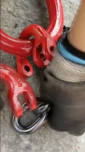 How to install the Coupling Link Grade 80 Alloy Steel Hammer Lock Chain Connector