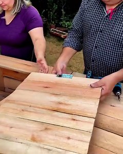 80K views · 824 reactions | Crafty couple's pallet makeover results in alluring kitchen | Tips & Tricks | Facebook