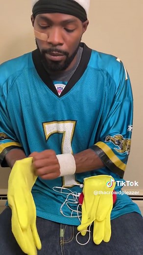 How to fix a scratched CD 💿 #fyp #nostalgia