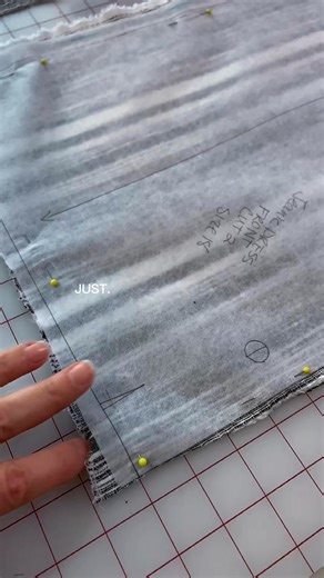 𝗝𝘂𝘀𝘁 𝘀𝗵𝗼𝘄 𝘂𝗽 𝗳𝗼𝗿 𝘆𝗼𝘂𝗿𝘀𝗲𝗹𝗳. 💛✂️ Sewing isn’t just a hobby — it’s an act of 𝘴𝘦𝘭𝘧-𝘤𝘢𝘳𝘦, 𝘤𝘳𝘦𝘢𝘵𝘪𝘷𝘪𝘵𝘺, and 𝘨𝘳𝘰𝘸𝘵𝘩. Every time you sit down at your machine, you’re investing in you. ✅ Strengthening your skills ✅ Keeping your mind sharp ✅ Giving yourself a creative outlet ✅ Building confidence stitch by stitch ✅ Proving that learning has no age limit You don’t need to be perfect. You don’t need to know everything. You just have to show up — and those tiny mo