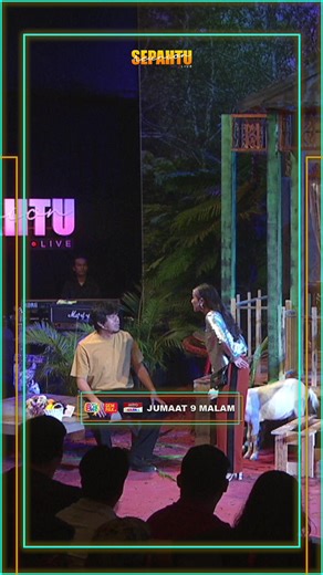 210K views · 2.1K reactions | Alia Alumni Aluminium nama ehhh Setiap Jumaat, Jam 9.00 Malam di Astro Warna atau strim di On Demand atau Astro Go. #SepahtuReunionLive #SepahtuReunionLive23 #ZonLawak | Zon Lawak | Facebook