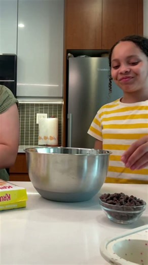 Krusteaz banana nut muffin mix #MakeItKrusteazy #ad