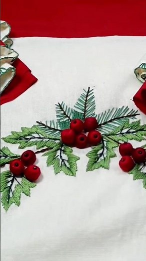 "Embroider and border your Christmas tablecloth like this/everyone will love it"
