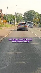 263K views · 2.7K reactions | Audi driver fails to give way at roundabout then dangerously overtakes | BigJobber | Facebook