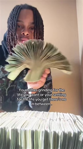 #fyp #viral #freebandzgang #richlife #rich