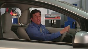 Is 10 and 2 O'Clock the Best Spot to Place Hands on the Steering Wheel?