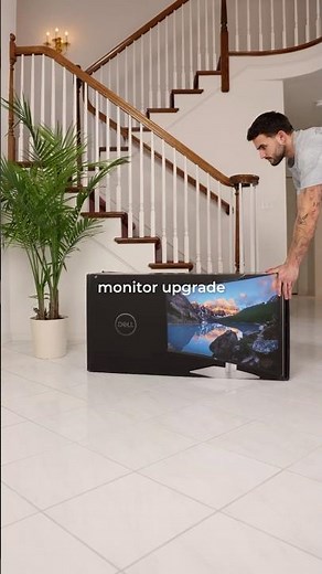 Unboxing the new Dell UltraSharp 40in Curved Monitor