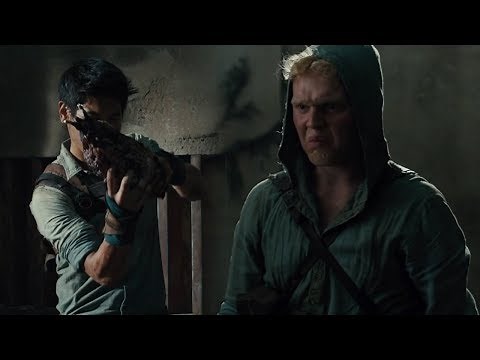 Checking out the dead Griever [The Maze Runner]