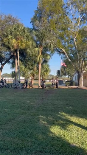 тяιρℓє в 🦋 on Instagram: "@qrongebikes bikes has outstanding safety features that give me total peace of mind…especially for night rides, where most e-bikes fall short. The loud horn, multiple headlight modes, and turn signals make a huge difference! VERY IMPRESSIVE 🔥 (warning: Flashing lights in Video) 💥Save BIG with my exclusive code! Shop here: https://go.qronge.com/Obc066 (Link in Bio) Use code: TBXS50 to get an exclusive discount at checkout! Trust me bro, once you ride Qronge, you won't