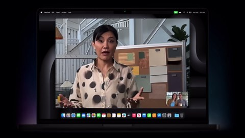 Apple 2024 MacBook Pro Laptop with M4 Pro, 12‑core CPU, 16‑core GPU: Built for Apple Intelligence, 14.2-inch Liquid Retina XDR Display, 24GB Unified Memory, 512GB SSD Storage; Silver