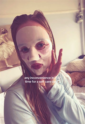 me and a face mask go hand in hand🧖🏽‍♀️ #facemask #selfcare #collagen