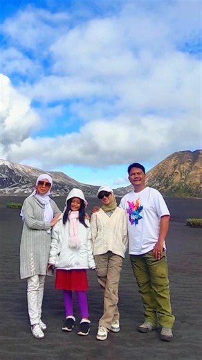 Bromo Is Java – Nafas Alam di Jantung Nusantara #bromotenggersemeru #bromoadventure #bromo