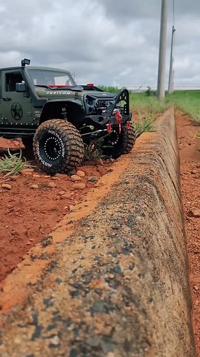 RC Crawler Rubicon #trx4 #usa #rccrawler #rccar #rcscale #scx10 #rclife #rccars #4x4 #rchobby #rcoffroad #rockcrawler #rc4wd #rc4x4 #crawler #yikong #yikong4106 #yk4106pro #yk4106