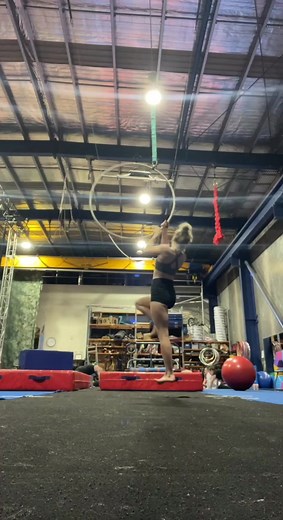 my fav little air walk #aerial #aerialhoop #circus #cirq #viral #fyp #foryou
