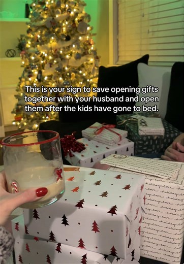 Gift Opening Tips for Parents: Enjoying the Chaos