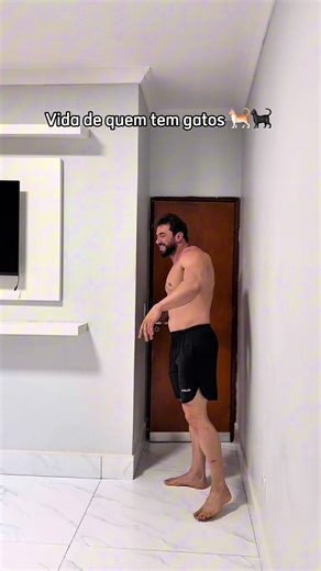 As Gatas Engraçadas que Dominam a Minha Cama