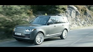 El lujoso interior del Range Rover, su forma aerodinámica y desempeño refinado se suman a una experiencia de conducción tranquila y difícil de ser superada. Descúbrelo: http://bit.ly/JLrRRN | Range Rover
