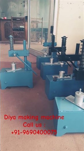diya making manual machine #ecofriendlybusiness #machine #howtomakediya #gobarsekamai