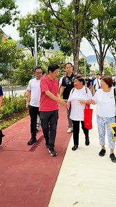 The newly revamped Stagmont Park is now open! The project has faced delays due to Covid, and I thank everyone for your patience and understanding. With expanded play areas and enhanced facilities, the park is now an even better space for residents of all ages to enjoy. We will continue working hard to create vibrant neighborhoods and enhance the quality of life for everyone! Our Limbang | Lawrence Wong