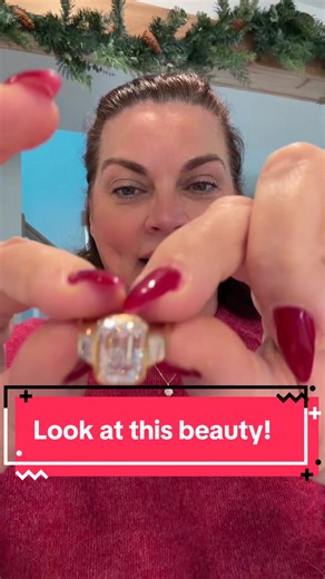 Stunning Custom Jewelry Design with Exquisite Bling