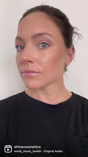 3 ways to apply your BB cream✨1. Hands: I find that I use less product when applying with my hands. Also warming your product with your hands before applying allows the makeup to melt into your skin for a more natural look. 👌🏼2. A makeup brush: applying your BB cream directly to your skin and blending with a makeup brush will give you an airbrushed finish. 🤌🏼3. A beauty blender: simply wet your makeup sponge and apply BB cream directly to your skin. I use a little more product this way but f