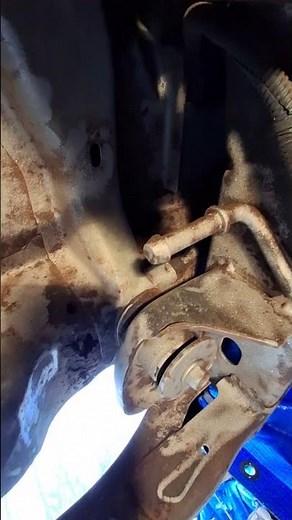 Sand blasting underbody and frame, rust removal 2008 Jeep Wrangler Sahara Unlimited JKU