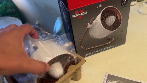 Vornado Pivot Rose Gold Personal Air Circulator Review: Three Speeds & White Noise