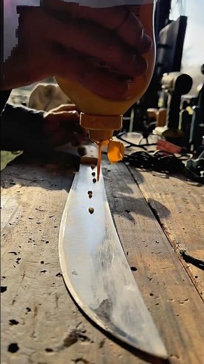 Why I Do This To My SURVIVAL Machete!