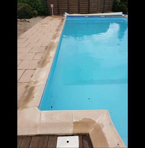 Piscine privée : remplacement d'un liner