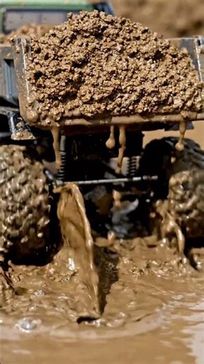 RC Dump Truck SPLASH! 💥 Mud Explosion in Reverse