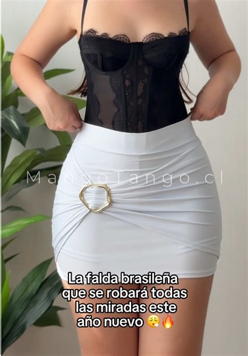 Falda Hebilla: Tu Outfit Perfecto para Fiesta