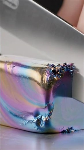 Macro ASMR: Razor-Sharp Slicing Sounds