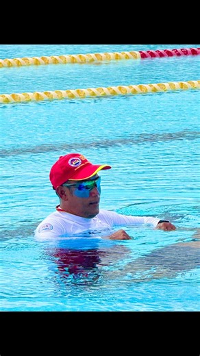 Pool lifeguard training. Phuket lifeguard Instructor in Action #phuketlifeguard #phuketlifeguardservice #watersafety #poollifeguard #poollifeguardtraining #lifeguardtraining #lifesaving | Phuket Lifeguard Service