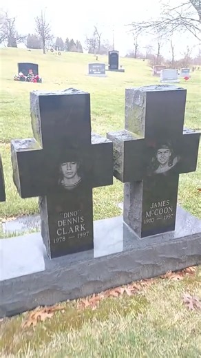 #fblifestylechallenge #fblifestyle #walker​#springgrovecemetery #ohio #graveyard #grave #fyp #cemeterytiktok #cemeterytok #genealogy #cemeteryexploring #gravetock #cemeterytok #cemeteryexploring #genealogy #spongebob | Al bladez