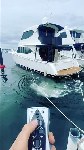 Wireless Boat Controller in action! #yachttechnology | Yacht Controller®