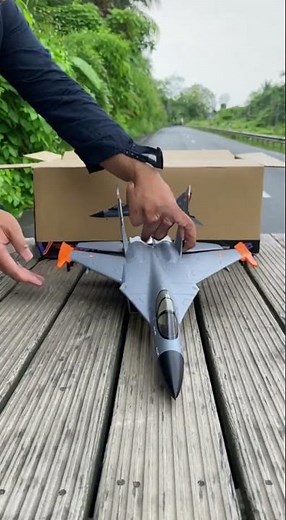 Remote Control Fighter Jet Unboxing & Review | High-Speed RC Jet Plane ✈️🔥