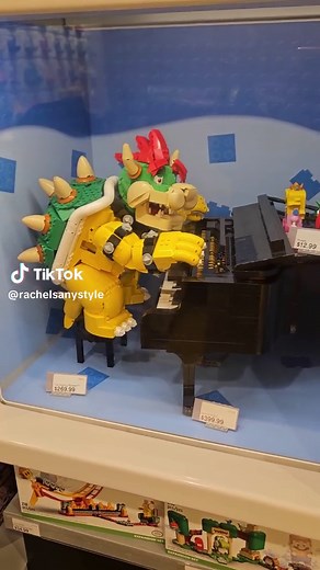 Master Builder Creates Amazing LEGO Super Mario Bros Peaches Set