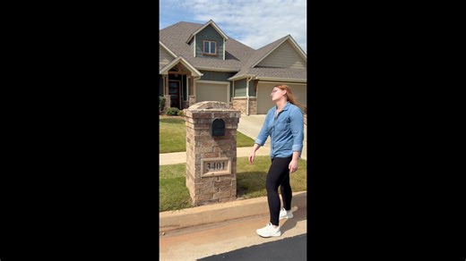 🥰 There’s truly no better feeling than finding a handmade card among the junk mail and bills that normally come in the mail! 📬 Send some happy mail today—whether it's a note of encouragement, a birthday wish, or just a friendly hello—and make someone’s day! 💌 #HappyMail #SendACard #HandmadeCards | Simply Simple Stamping