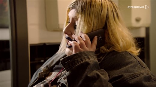 Sabemos que tú también has querido escapar alguna vez de una cita 💐💨 🙌Si te sientes identificado, #Looser🤷‍♀️ es tu serie🙌 Disponible en #Flooxer💥 👉 https://atres.red/w6bkg1 | atresplayer