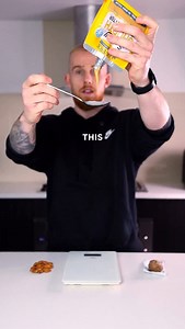 This is how mindless snacking is stopping you from losing weight, even when it’s healthy… P.S If you want to try that mixed berry & pb overnight Weet-Bix 🍓👇 Ingredients 👇 . 3 Weet-Bix . 160g Fat free greek yoghurt . 20g Whey protein . 150ml Almond milk . 100g Mixed Berries . 15g Peanut butter . Dash of cinnamon (optional) . Dash of sugar free maple syrup (optional) Steps 👇 1 - Crush weet-bix into a bowl or container 2 - Add almond milk, mix around and pat down into a base 3 - Mix the whey in